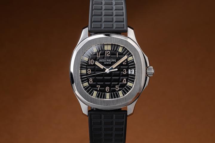 Patek Philippe Aquanaut 5065A | Tropical Watch