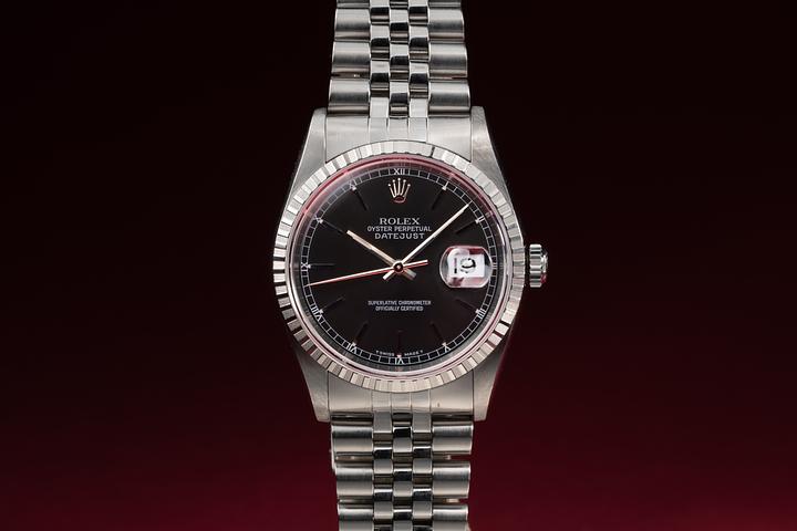 1998 Rolex DateJust 16220 Black Dial | Tropical Watch