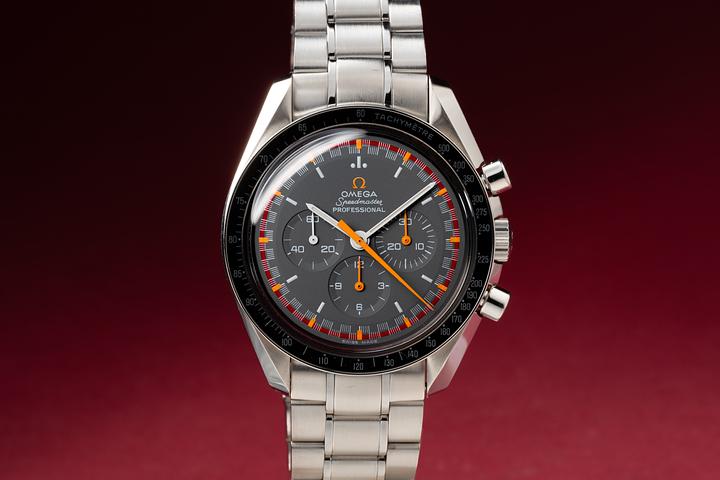 2005 Omega Speedmaster 3570.40 with "Japanese Racing" Dial | Tropical Watch